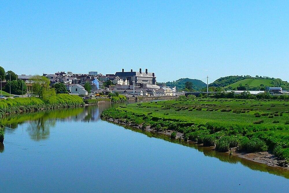 carmarthen-discover-wales